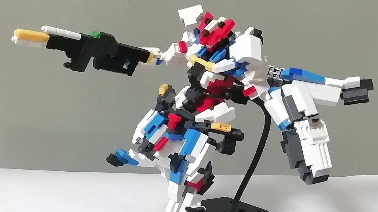 1/100 Gundam GQuuuuuuX Lego Bricks - Myniatures