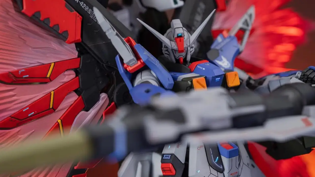 HG Destiny Gundam SpecII & Zeus Silhouette - Myniatures